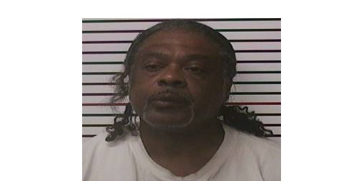 Carbondale police searching for armed and dangerous suspect in shooting ... Carbondale police searching for armed and dangerous suspect in shooting ...